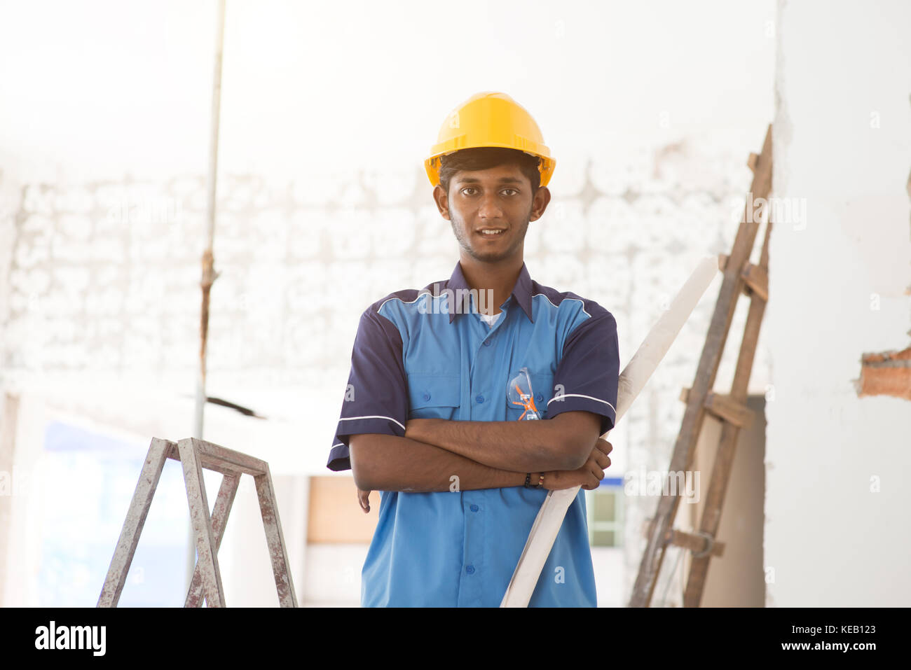indian male construction worker Stock Photo - Alamy