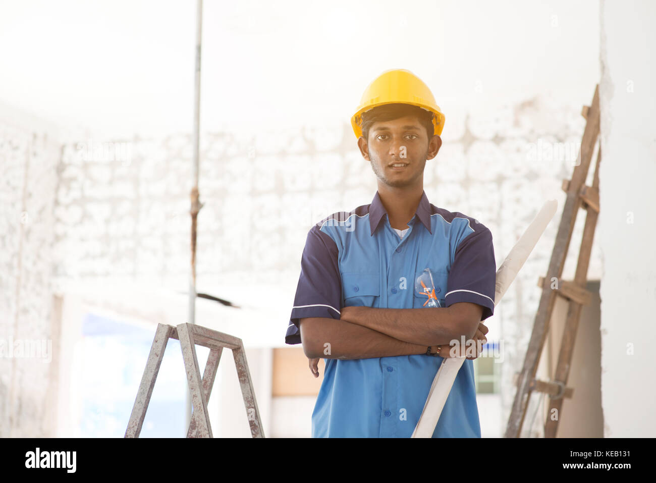 indian male construction worker Stock Photo - Alamy
