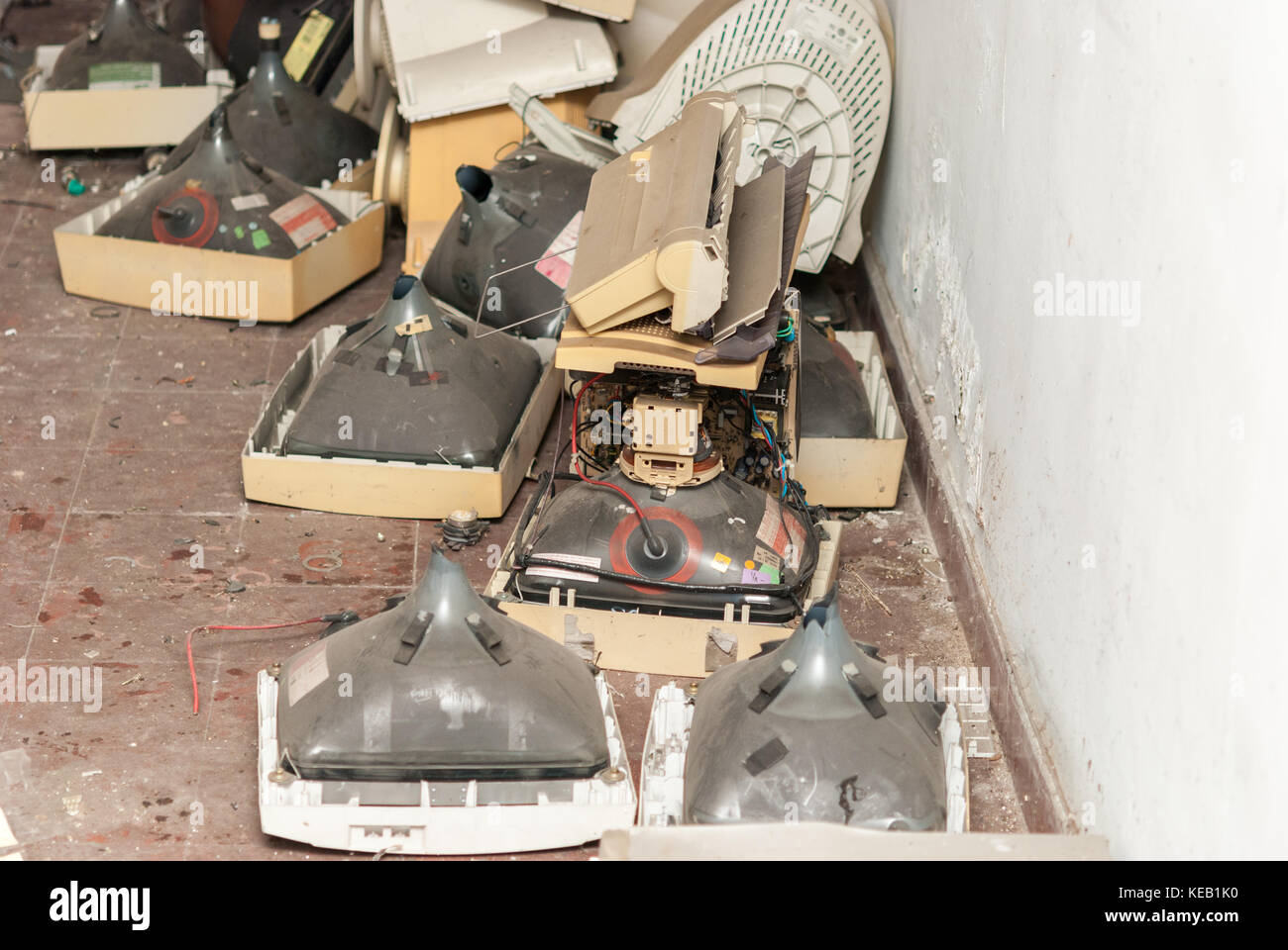 Old broken computers and CRT PC computer monitors (screens Stock Photo ...