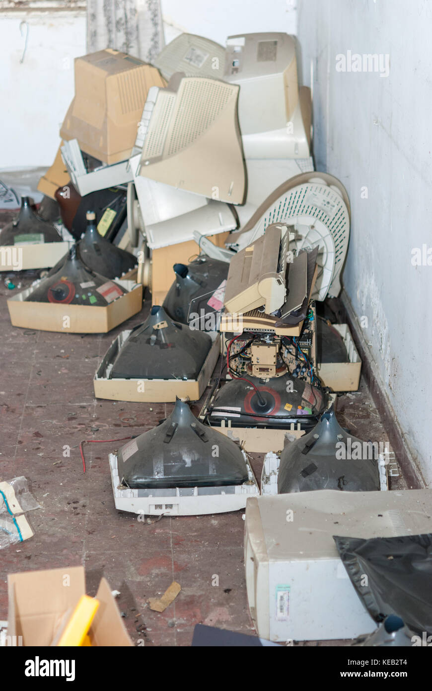 Old broken computers and CRT PC computer monitors (screens Stock Photo ...
