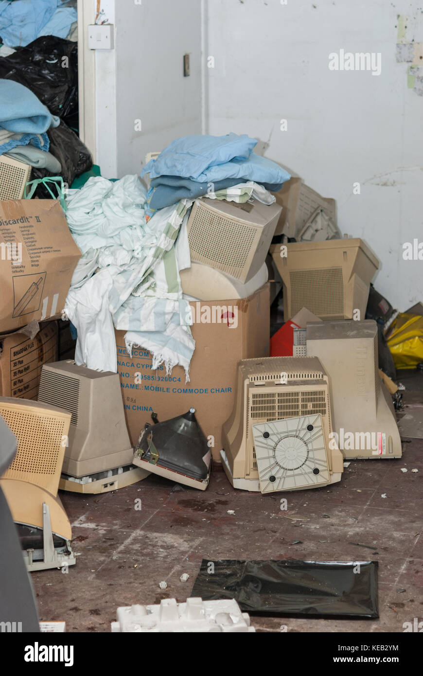 Old broken computers and CRT PC computer monitors (screens Stock Photo ...