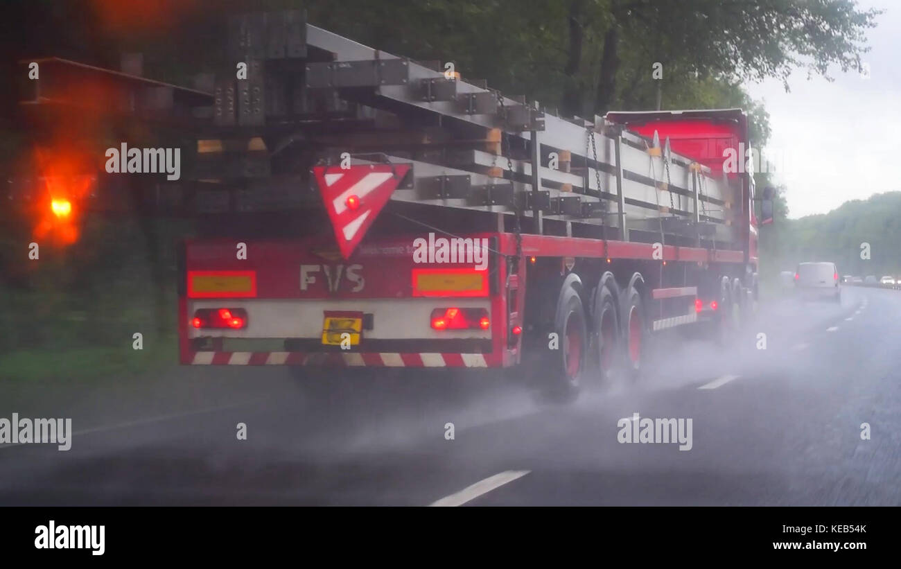 Wet lorry hi-res stock photography and images - Alamy