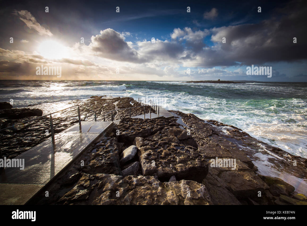 Sunset at doolin pier, in front of Crab island Stock Photo - Alamy