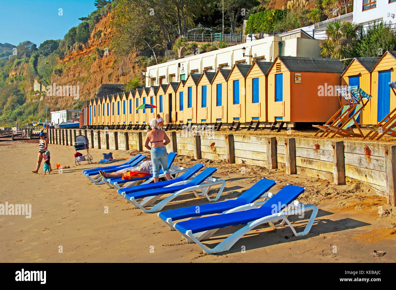 Shanklin Beach and Beach Huts, Isle of Wight, Hampshire, England Stock ...