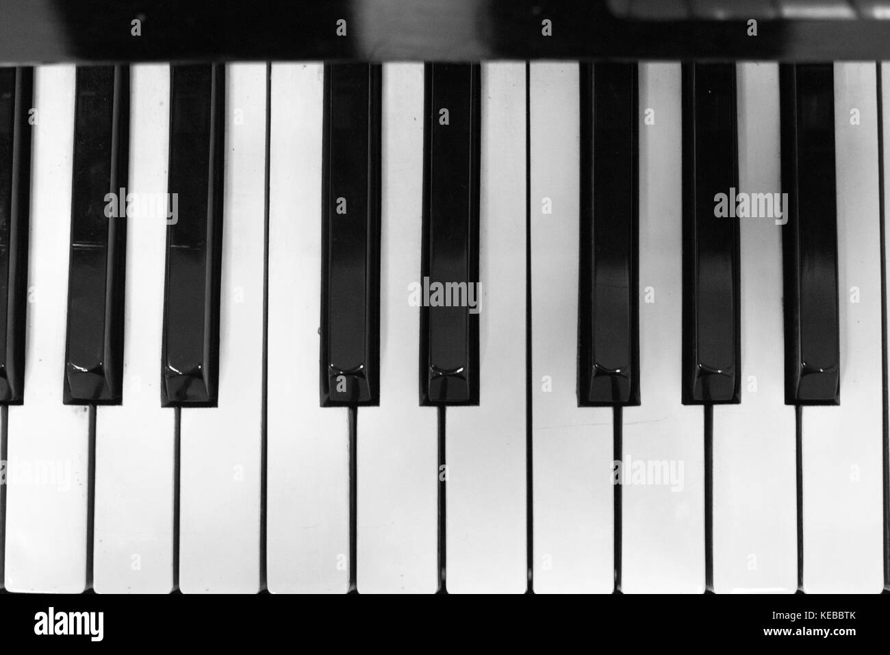 Piano keyboard. Home synthesizer Stock Photo - Alamy Piano keyboard. Home synthesizer Stock Photo - Alamy