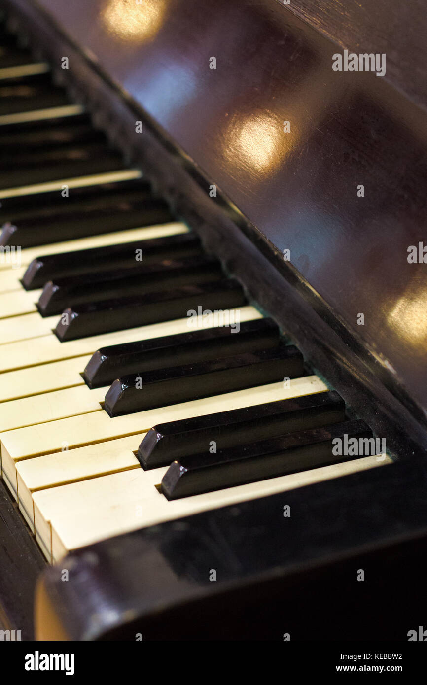 Piano key effect hi-res stock photography and images - Alamy