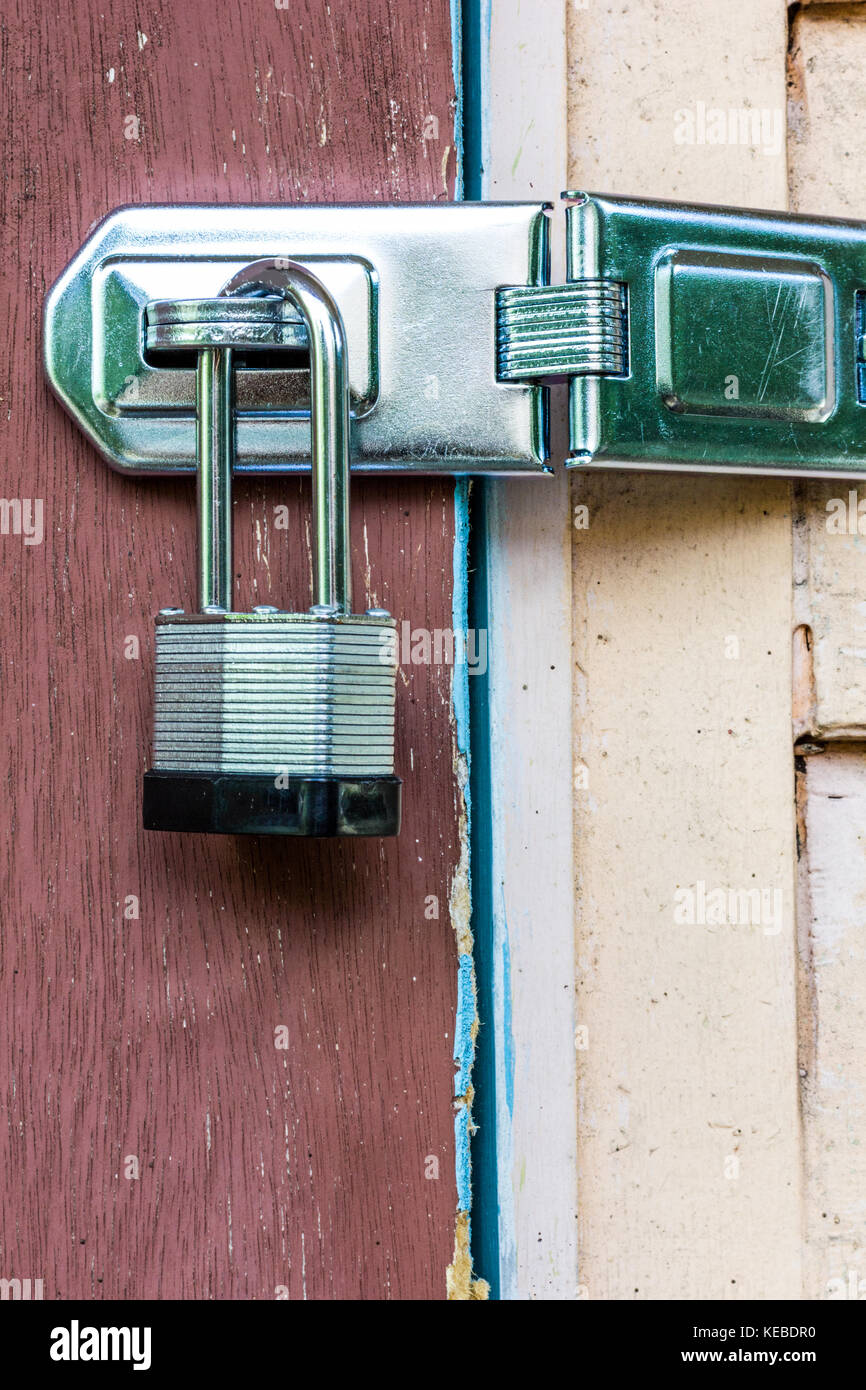Dead door hi-res stock photography and images - Alamy