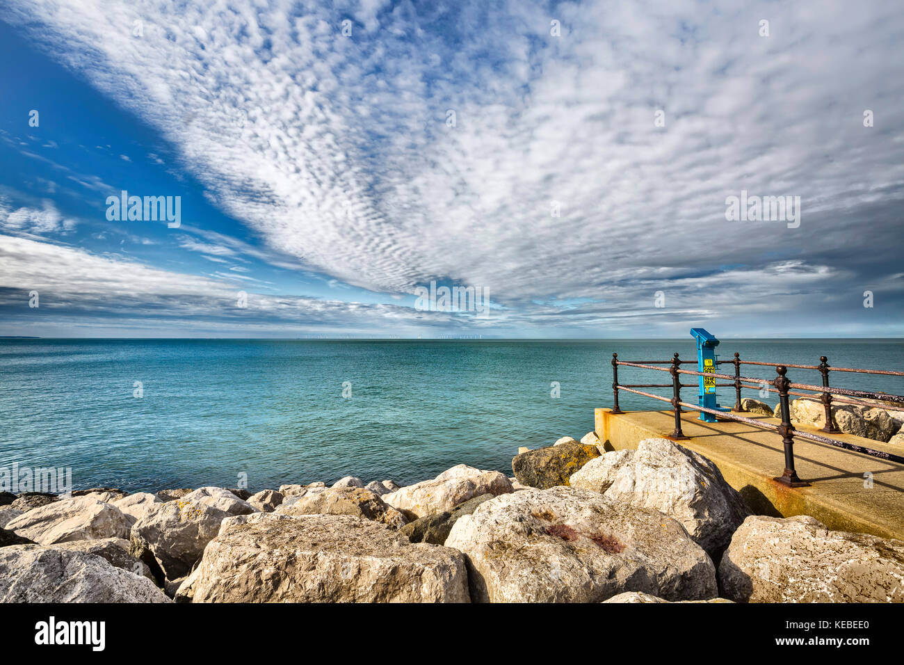 Hand lookout hi-res stock photography and images - Alamy