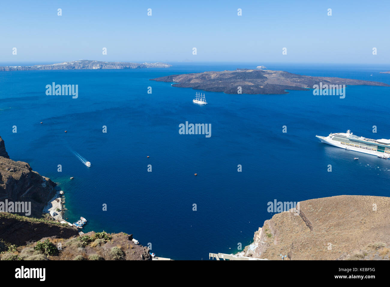 Deep sea looking down hi-res stock photography and images - Alamy