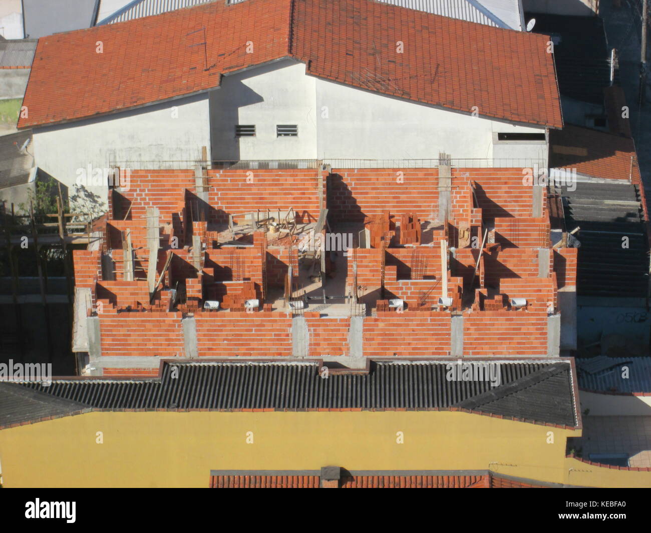 Brick walls house under construction hi-res stock photography and ...