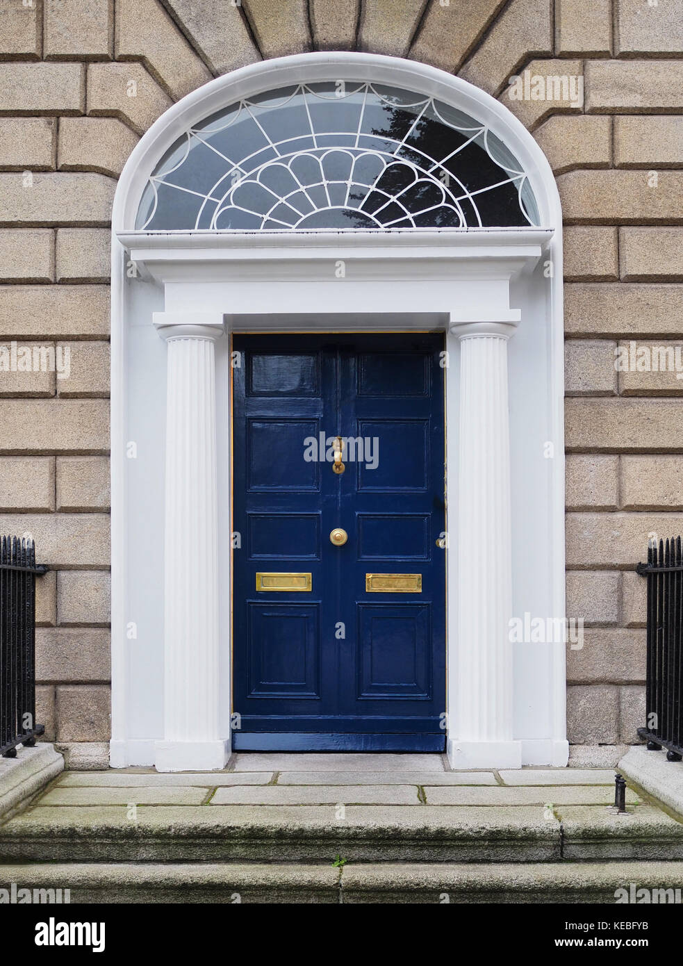 Georgian doors hi-res stock photography and images - Alamy