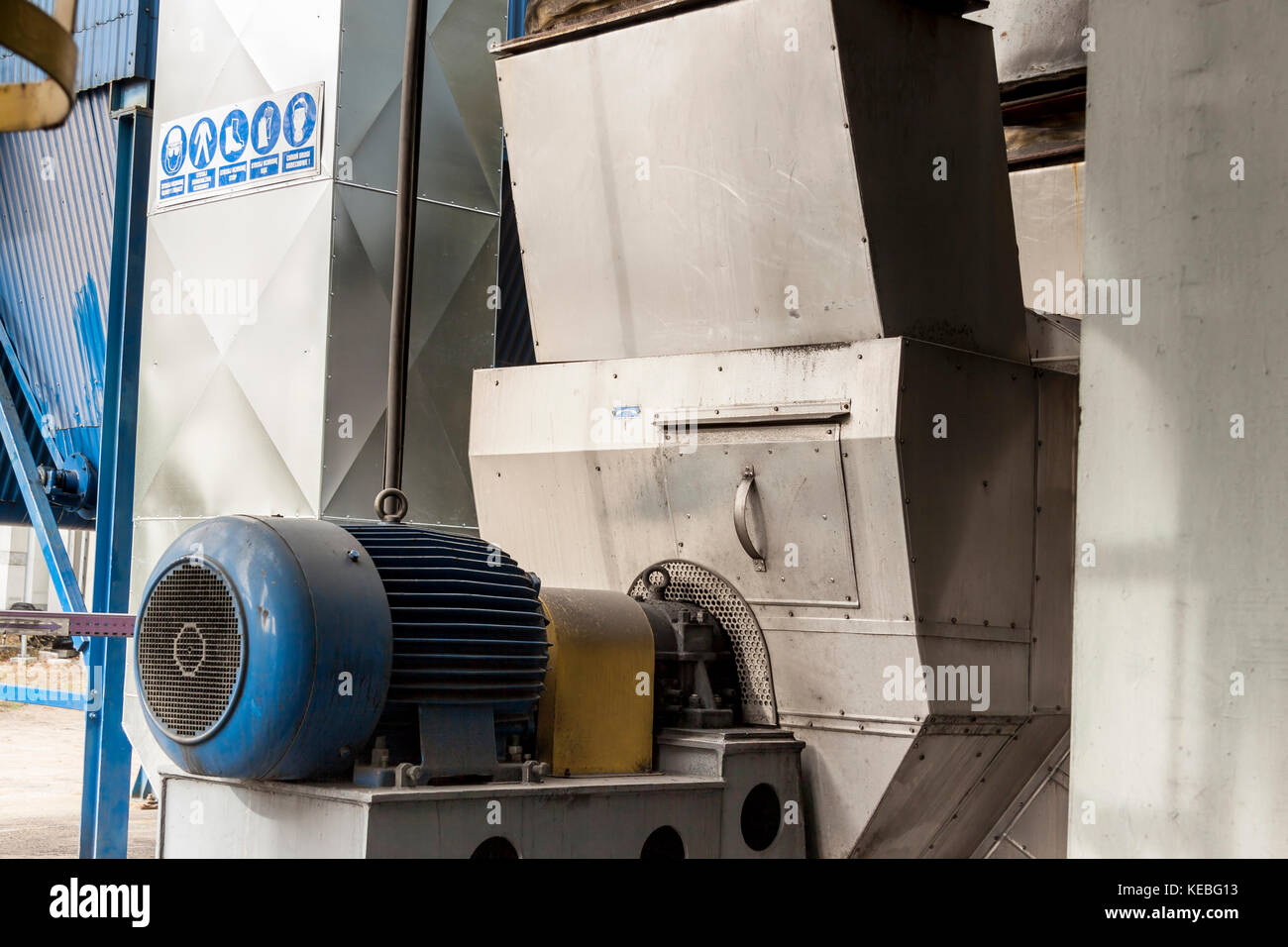 Industrial extractor fan hi-res stock photography and images - Alamy