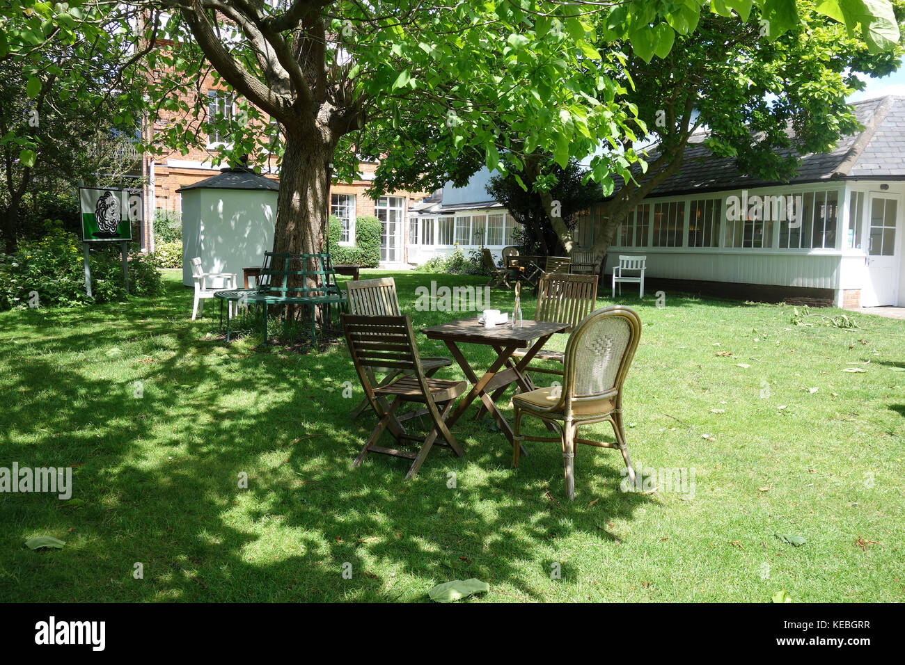 Minories garden cafe hi-res stock photography and images - Alamy