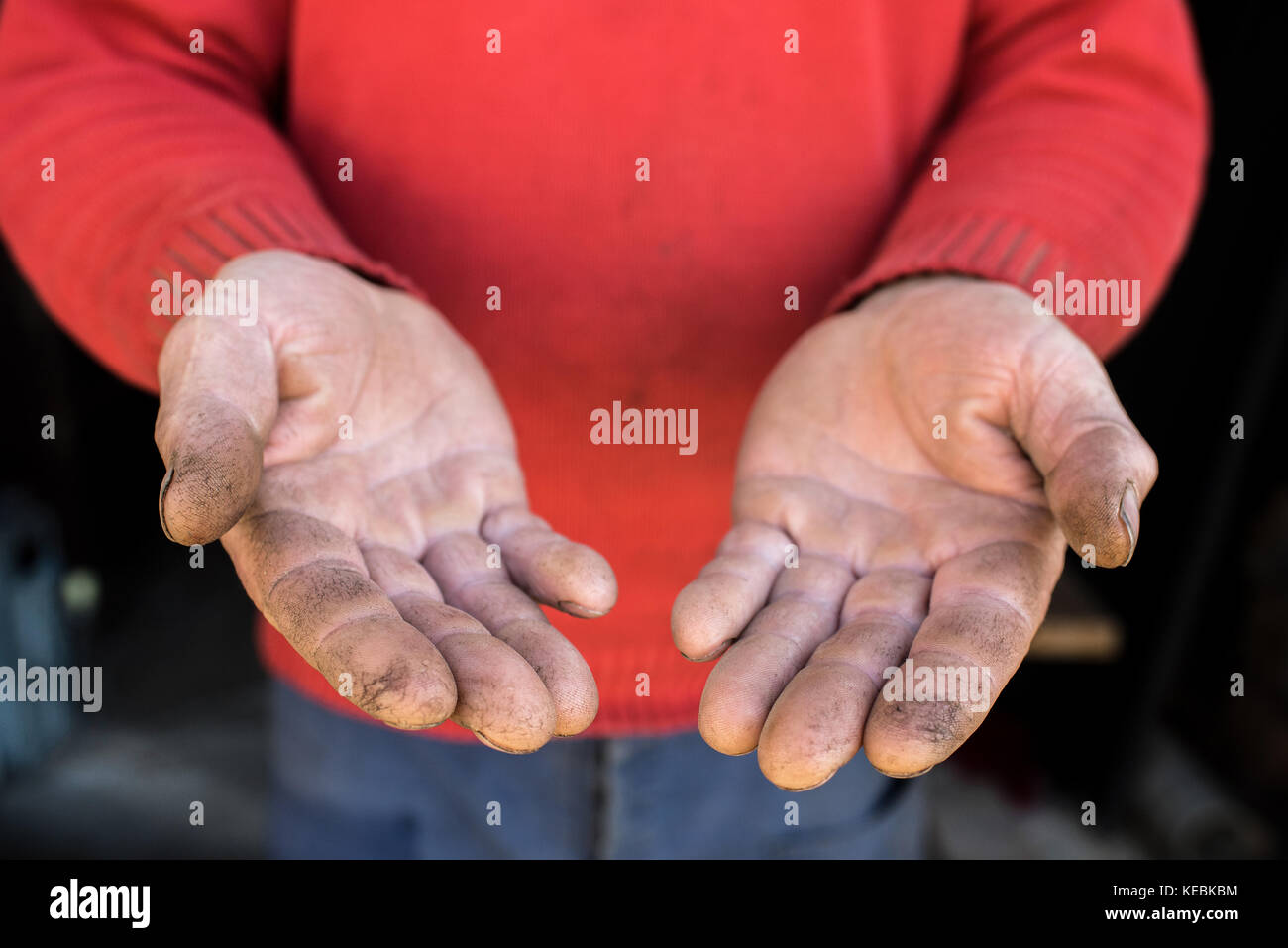 Work with hands hi-res stock photography and images - Alamy
