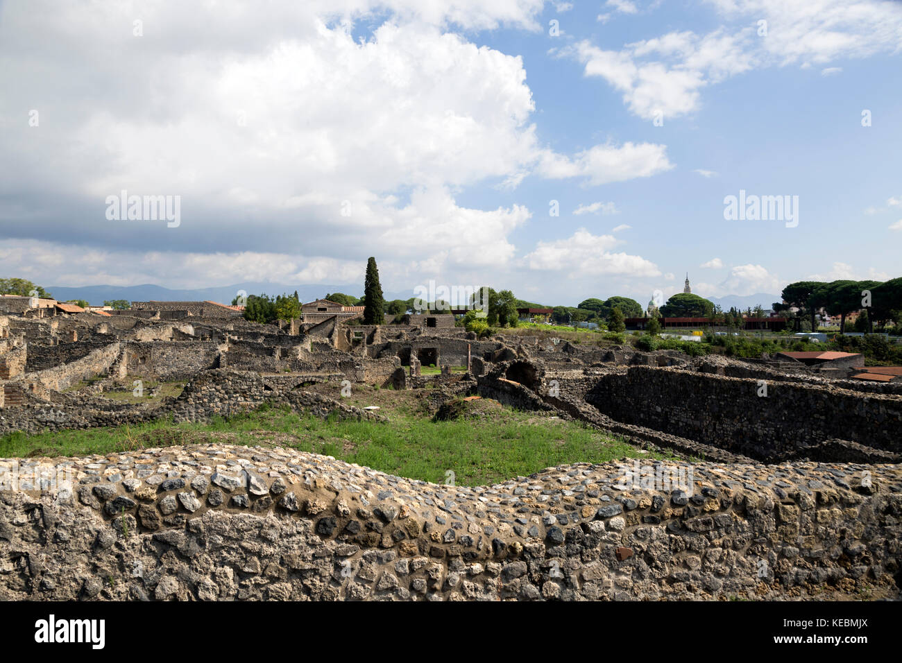 The city of pompeii hi-res stock photography and images - Alamy