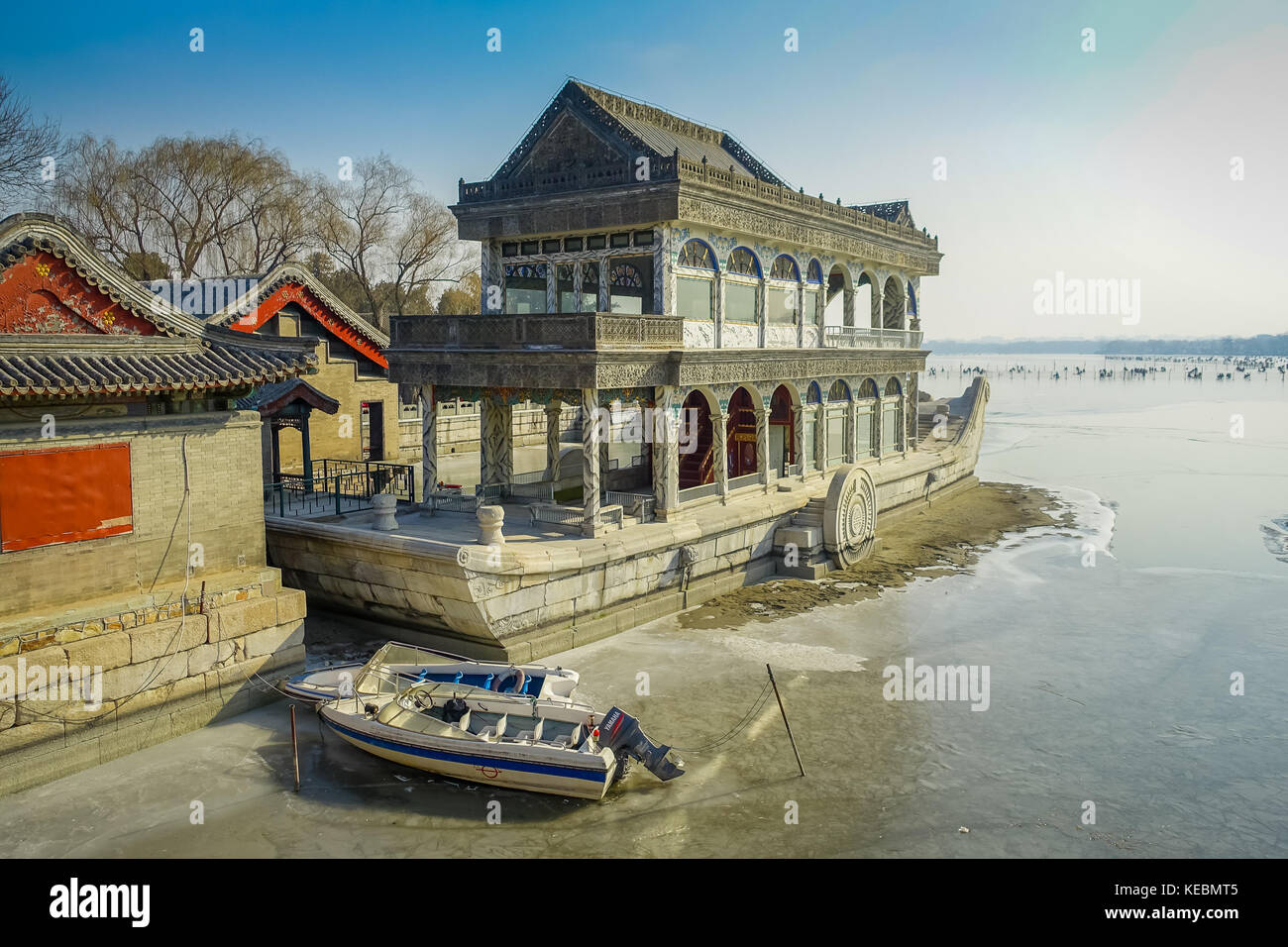 BEIJING, CHINA - 29 JANUARY, 2017: Walking around spring palace complex ...