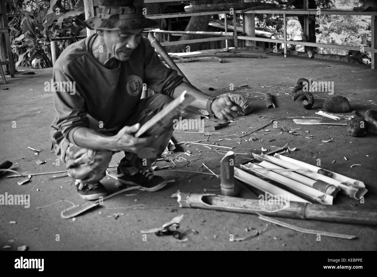 Jungle camp hi-res stock photography and images - Alamy