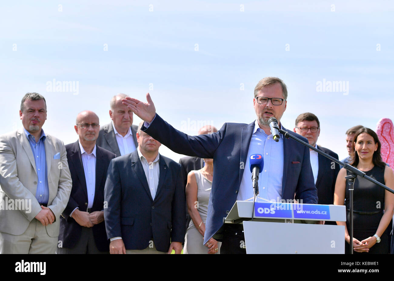 Prague, Czech Republic. 17th Aug, 2017. ***FILE PHOTO*** Members of the ...