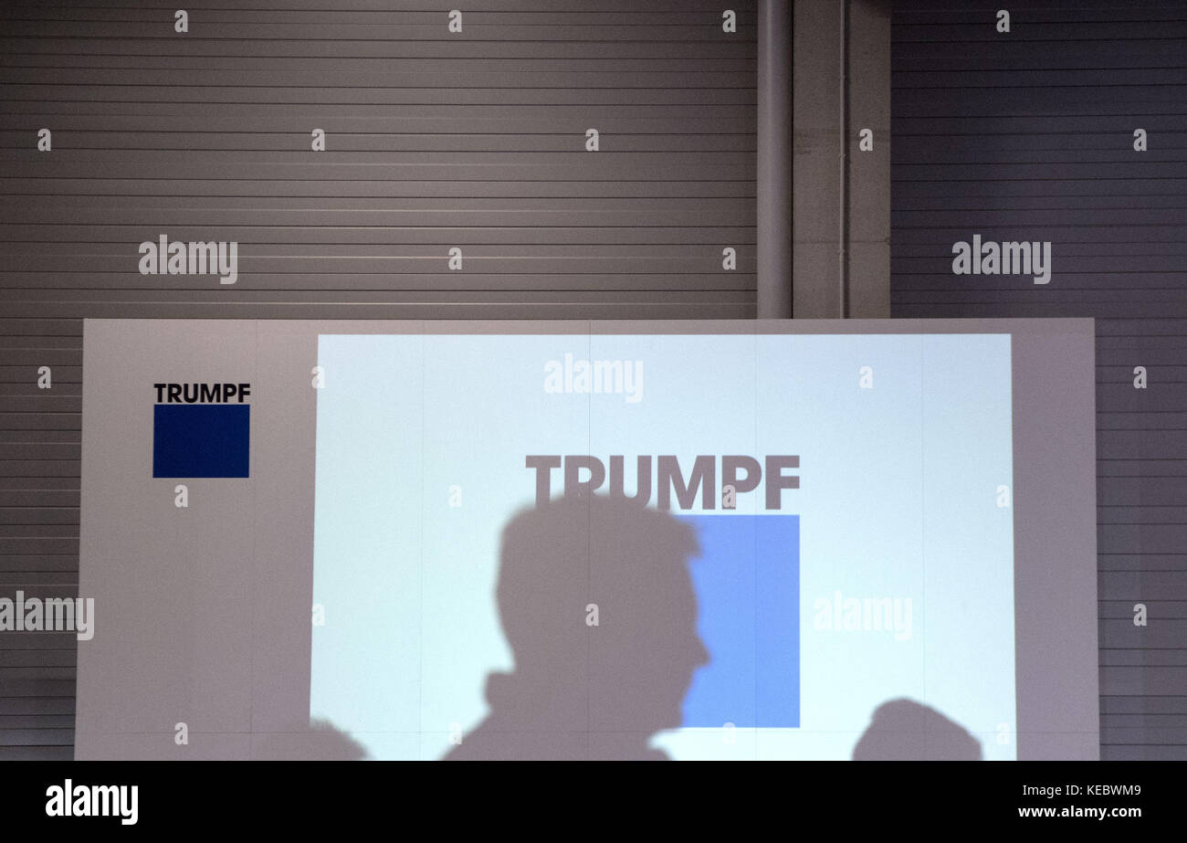 Ditzingen, Germany. 16th Oct, 2017. The logo of the Trumpf Group can be ...