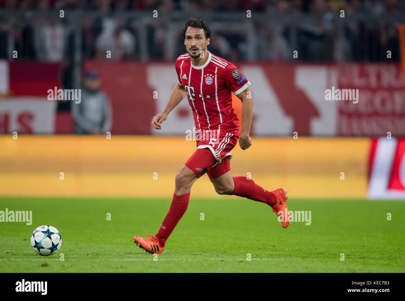 Munich's Mats Hummels in action during the UEFA Champions League soccer ...