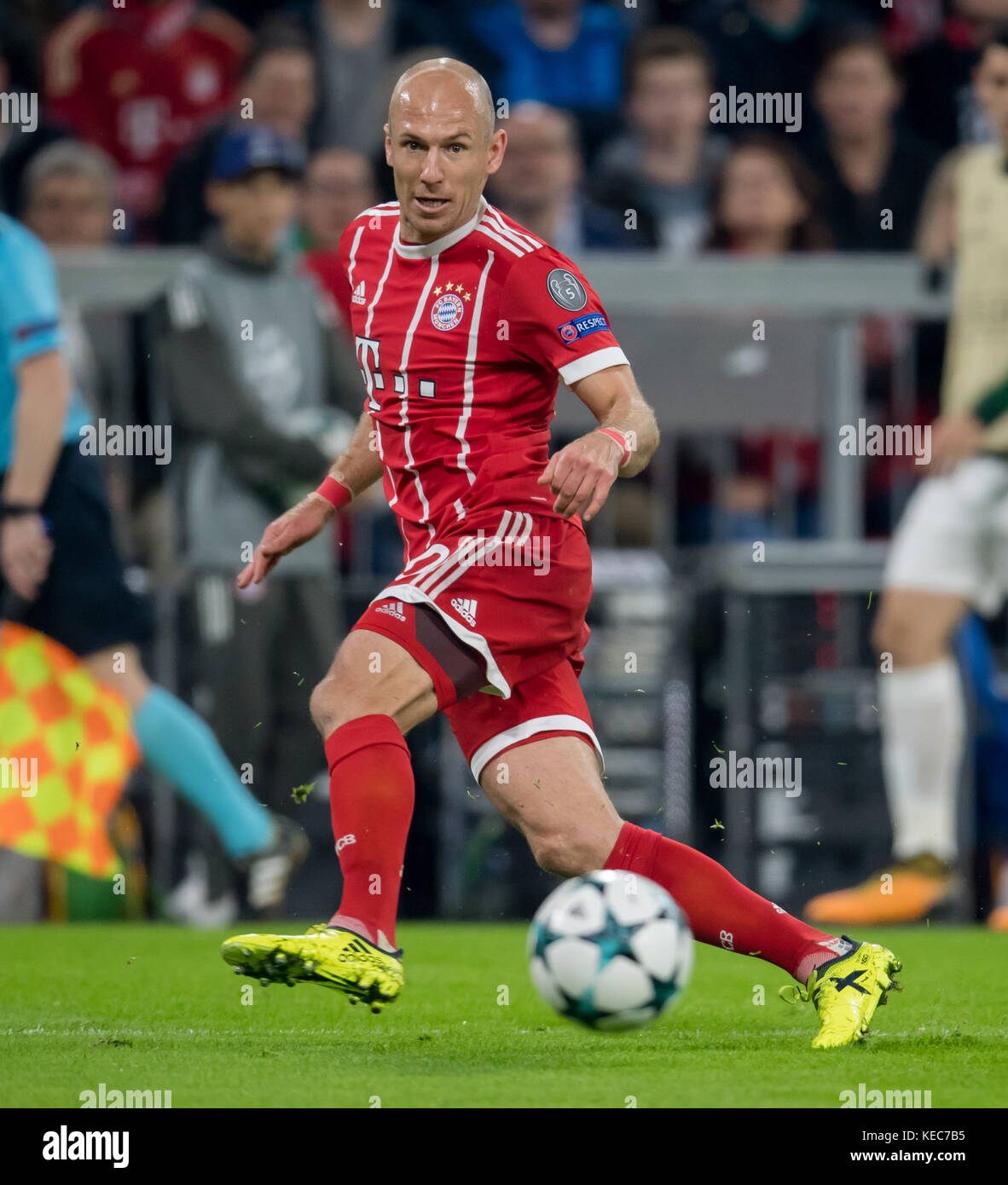 Munich's Arjen Robben in action during the UEFA Champions League soccer ...