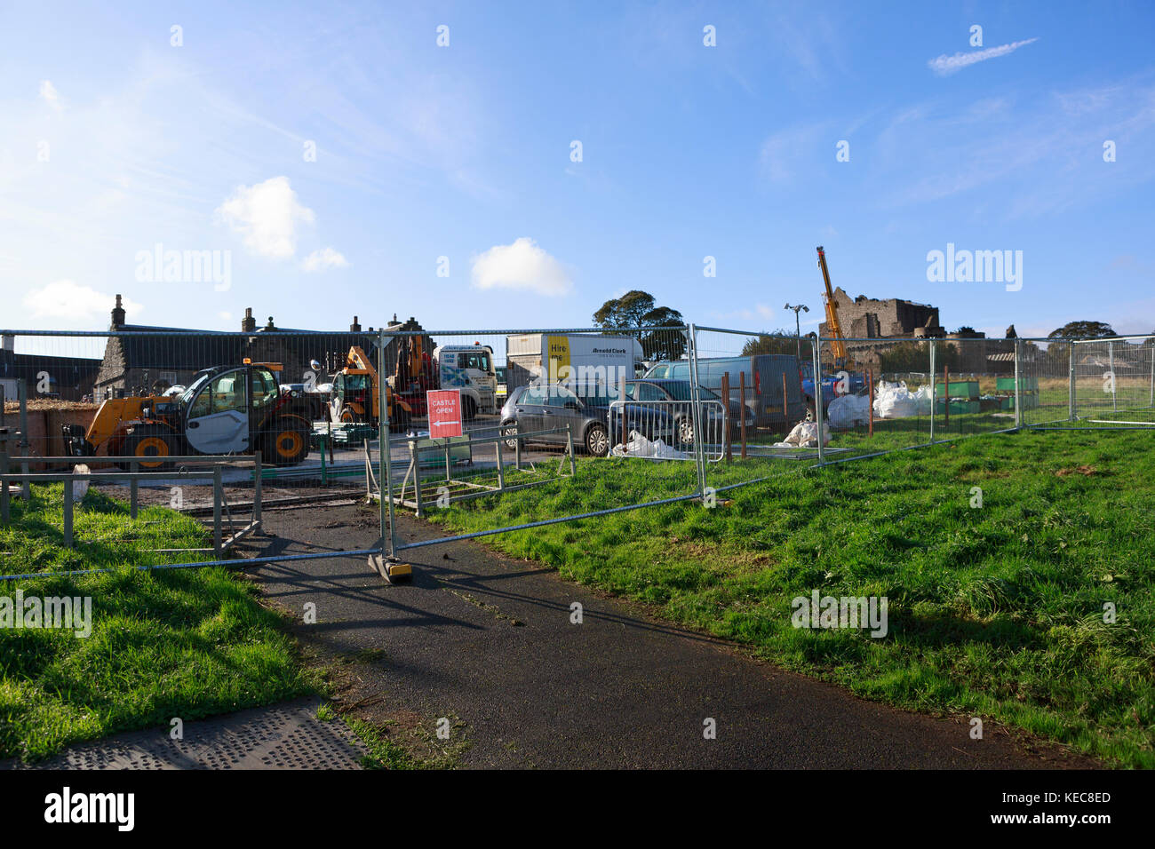 Edinburgh, Scotland 20th October 2017. Constructors are seen in ...