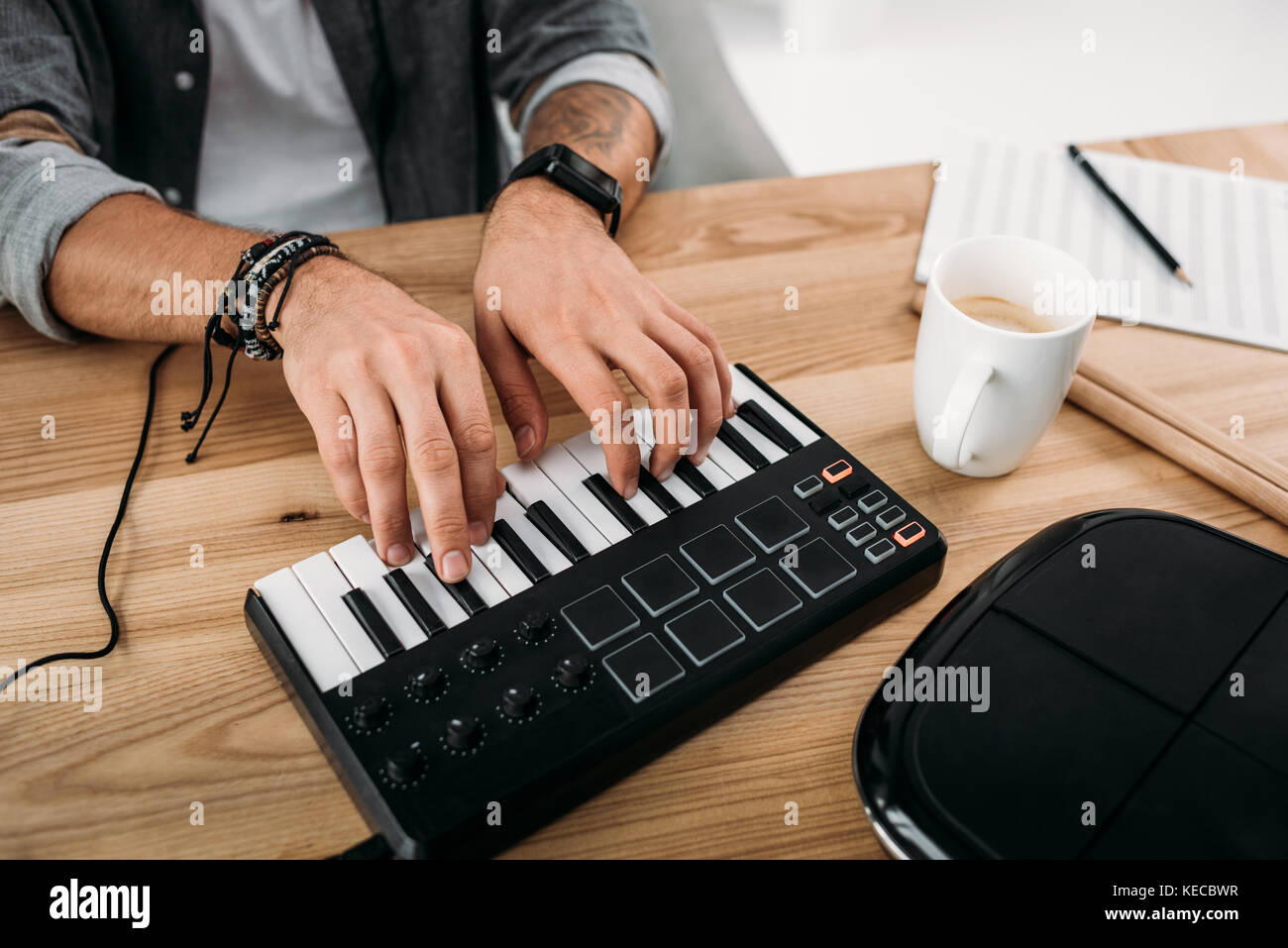Mpc pad hi-res stock photography and images - Alamy