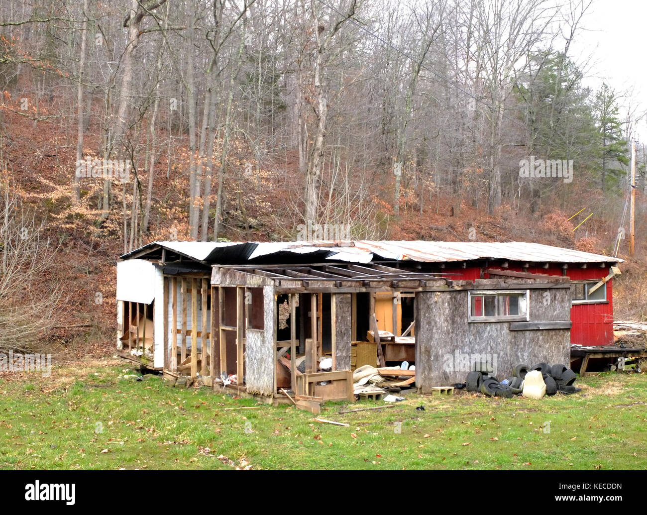 Houses left to rot in East Kentucky Stock Photo - Alamy