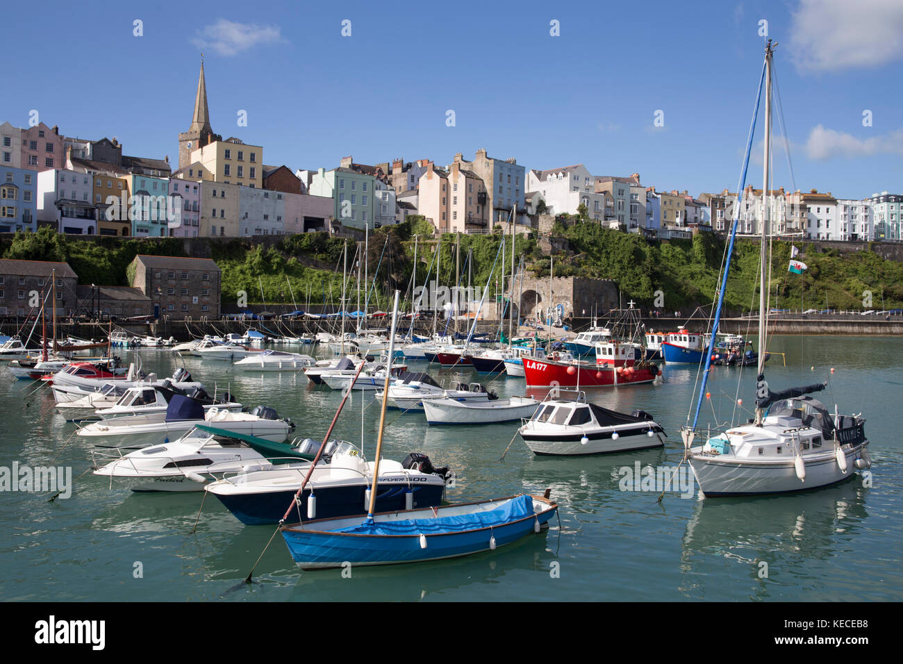 Boats in Tenby harbour, Pembrokeshire, Wales Stock Photo - Alamy