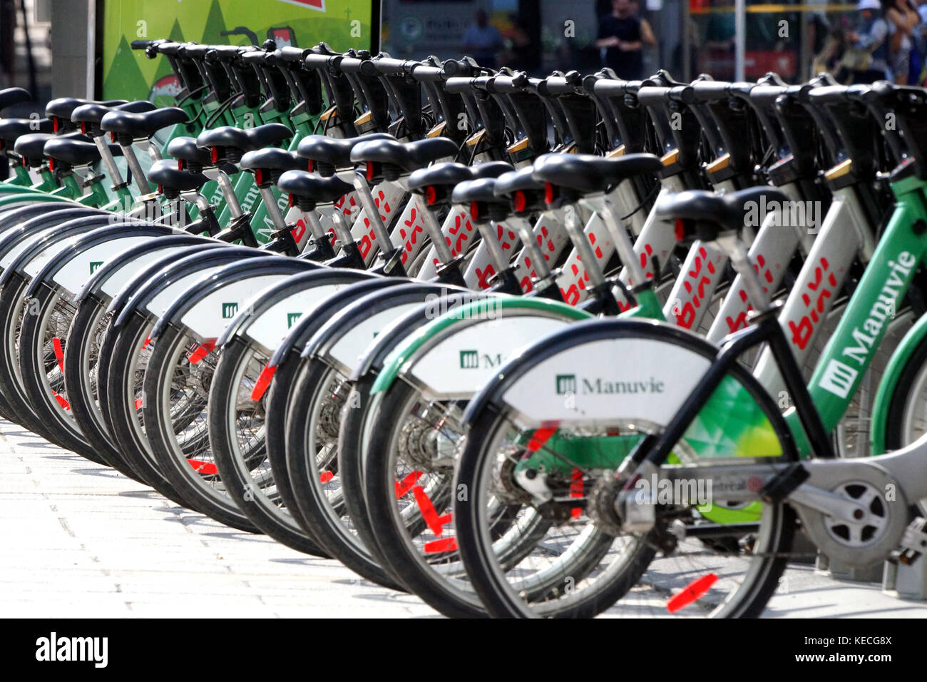 Full rack hi-res stock photography and images - Alamy