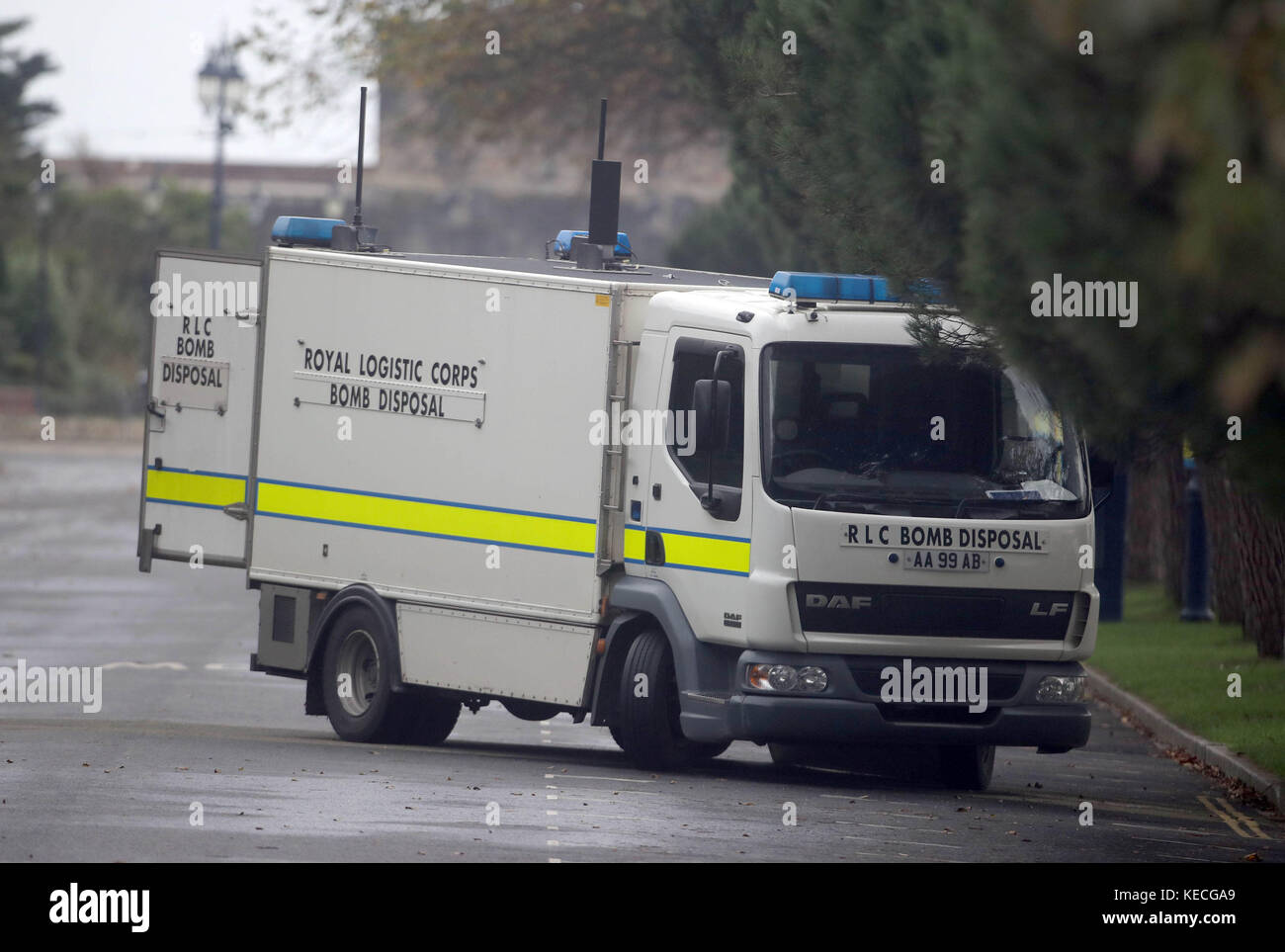 Army bomb disposal unit hi-res stock photography and images - Alamy