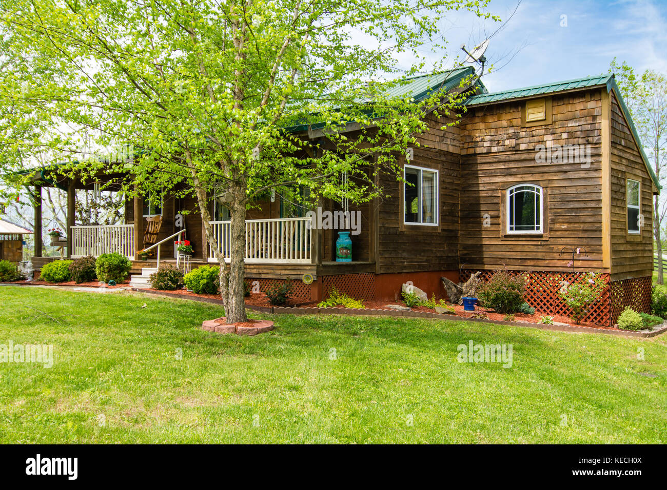 Middle class American home in Kentucky USA Stock Photo - Alamy