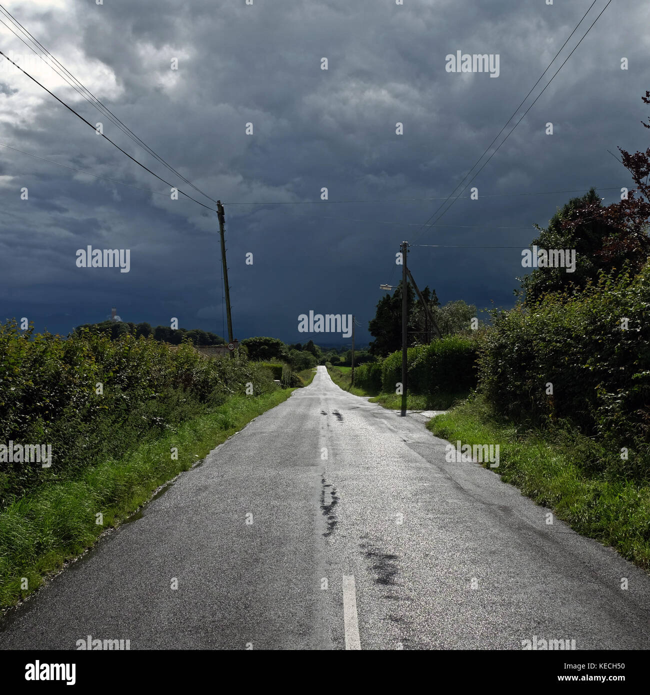 Thunderstorm and rain hi-res stock photography and images - Alamy
