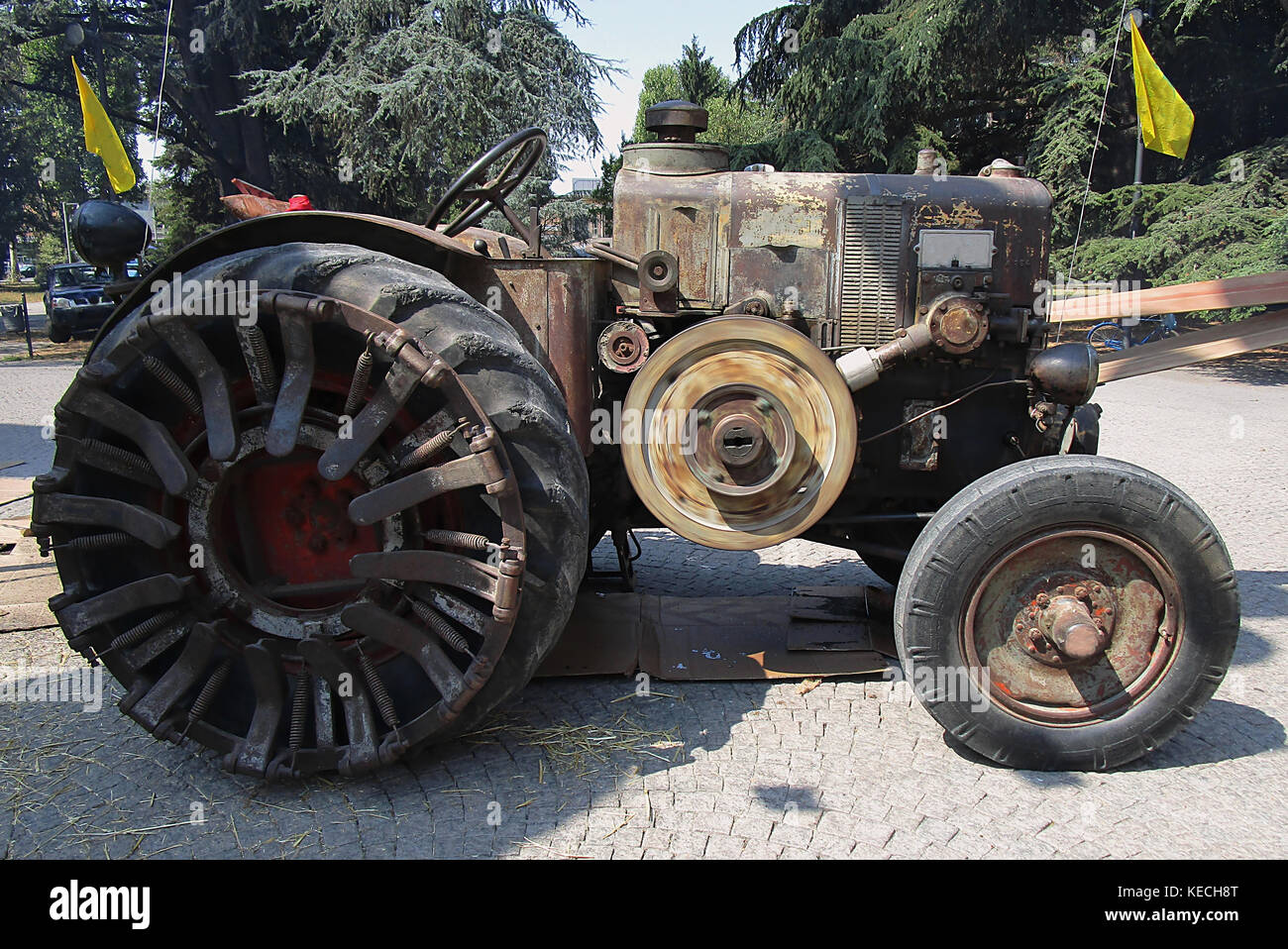 Old Tractor 2 Stock Photo - Alamy
