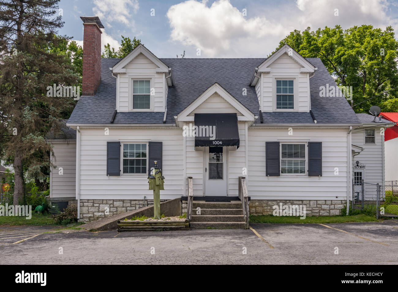 Middle class American home in Kentucky USA Stock Photo - Alamy