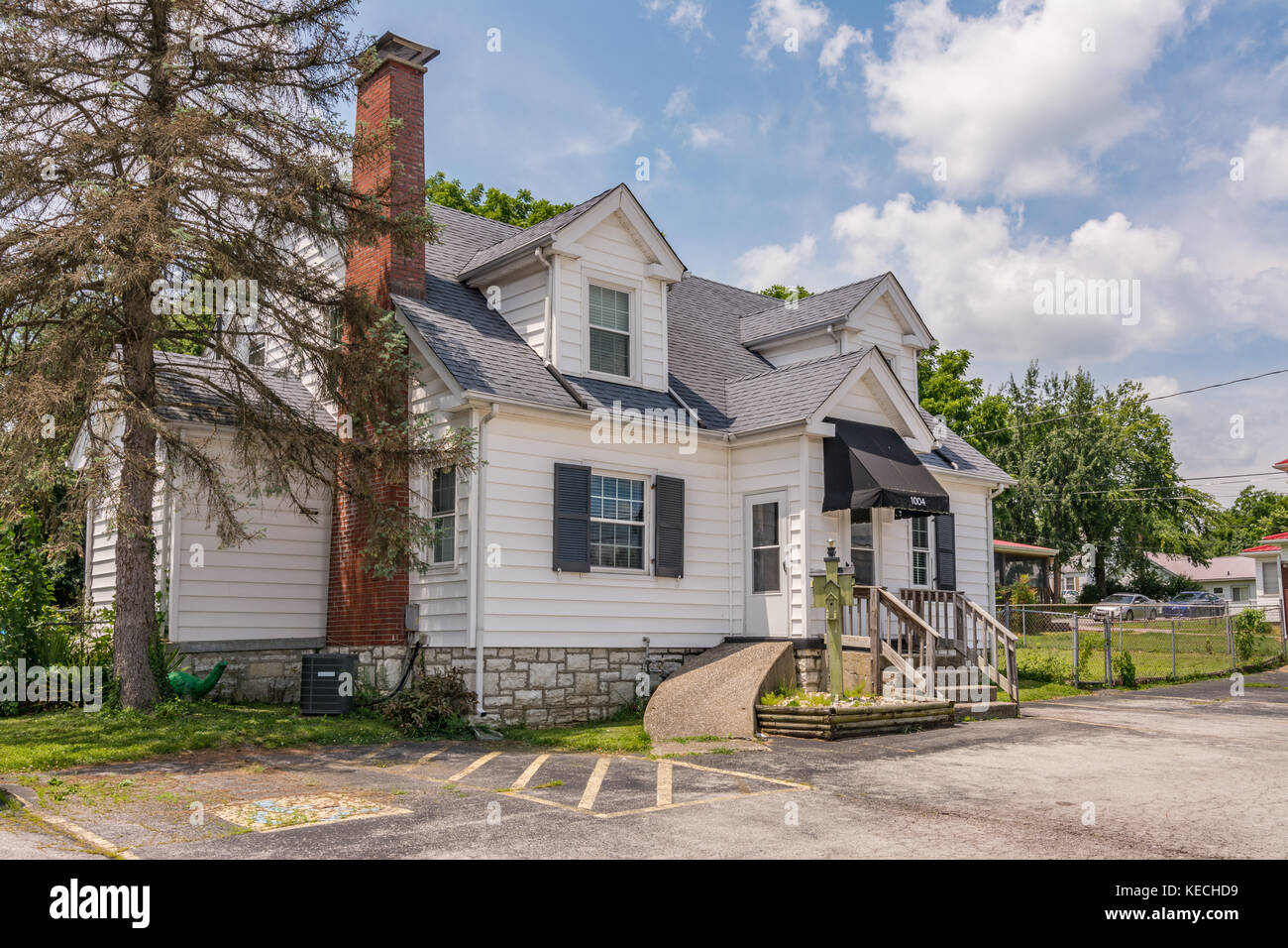 Middle class American home in Kentucky USA Stock Photo - Alamy