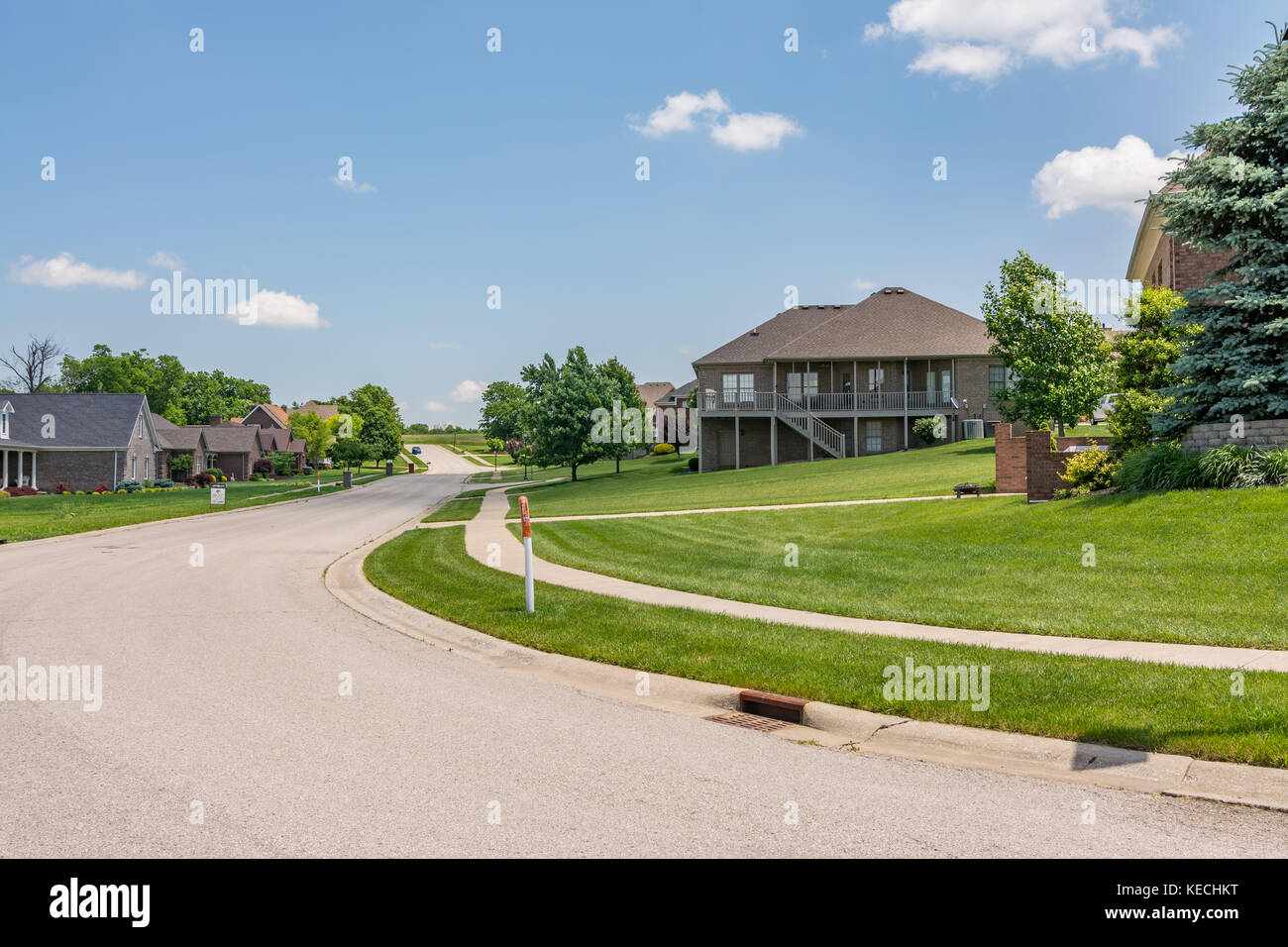View of middle-class suburban neighborhood in Kentucky USA Stock Photo ...