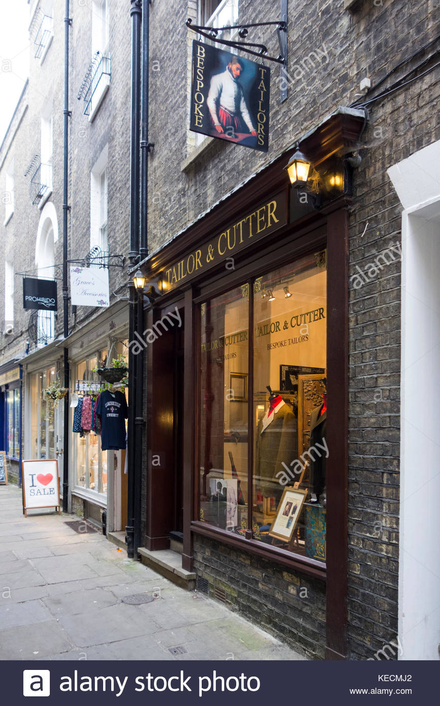 Mens Tailoring High Resolution Stock Photography and Images - Alamy