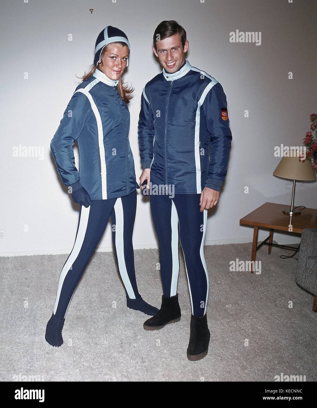 Models are wearing blue mutton clothes of German sportsmen in the 1970s ...
