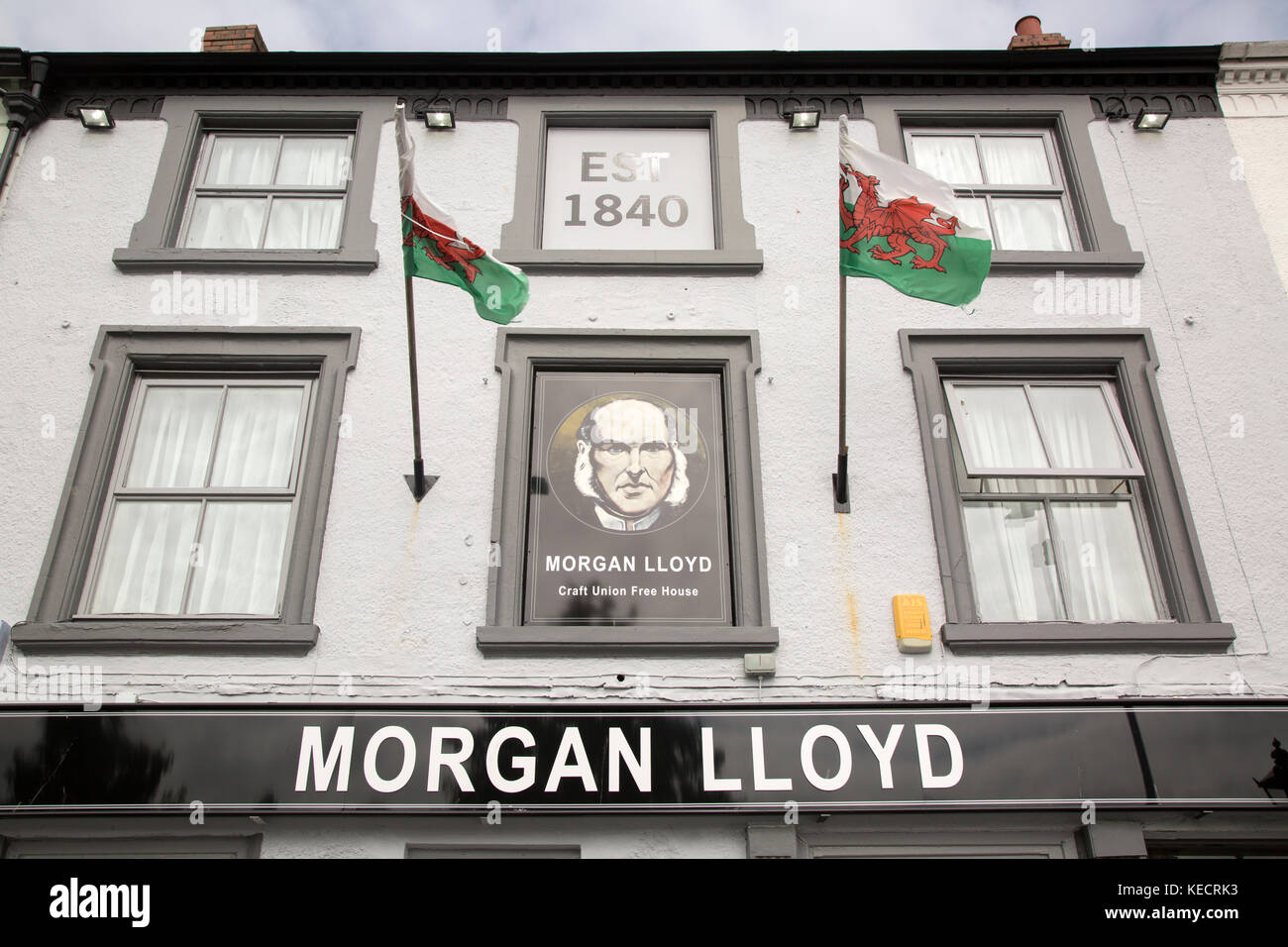 Morgan pub sign hi-res stock photography and images - Alamy