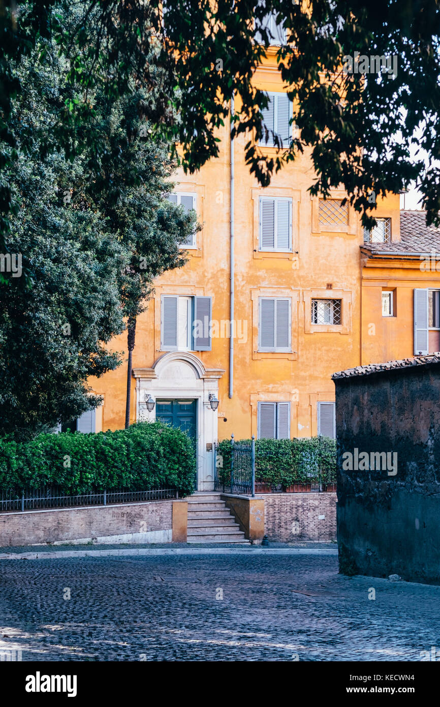 Tree lined street in rome hi-res stock photography and images - Alamy