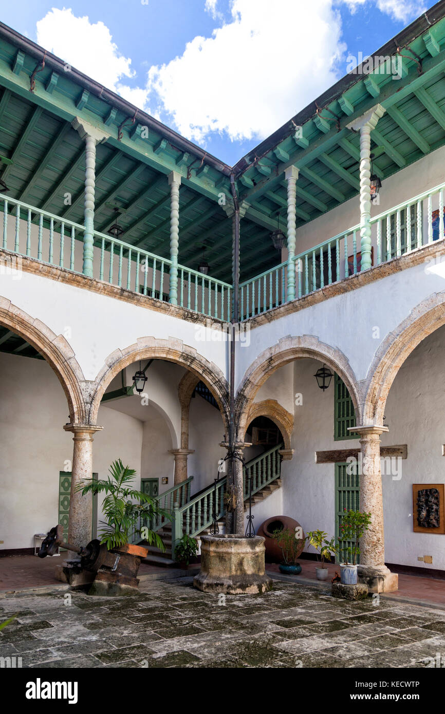 Courtyard Traditional Spanish Colonial House High Resolution Stock ...