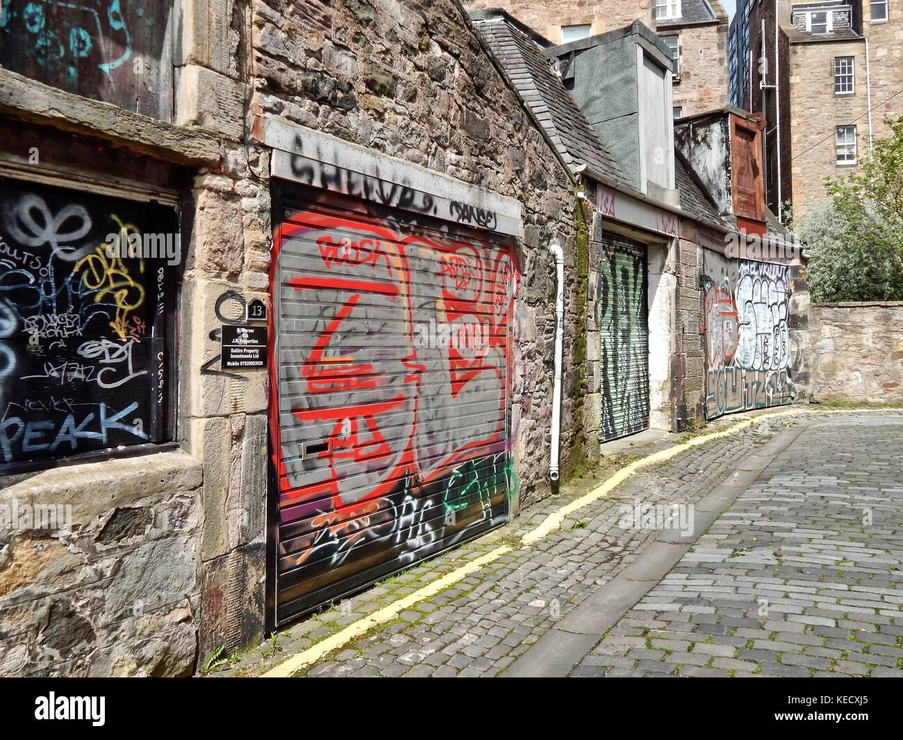 Edinburgh the painting hi-res stock photography and images - Alamy