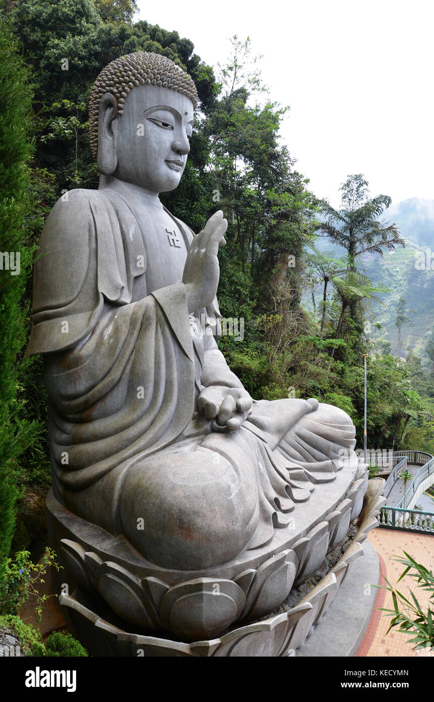 Buddha temple genting hi-res stock photography and images - Alamy
