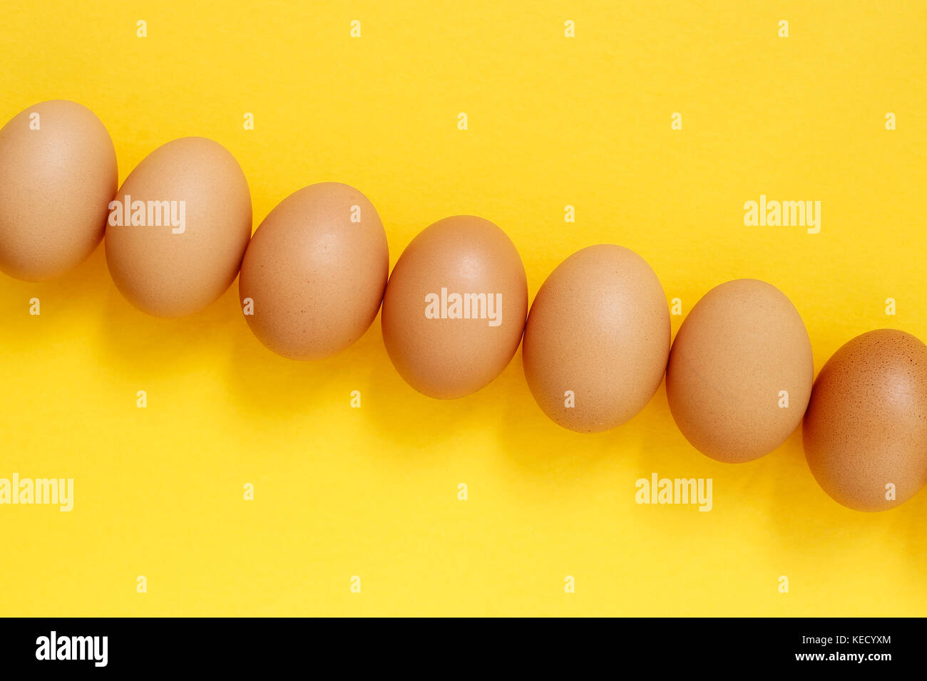 Many fresh chicken eggs hi-res stock photography and images - Alamy