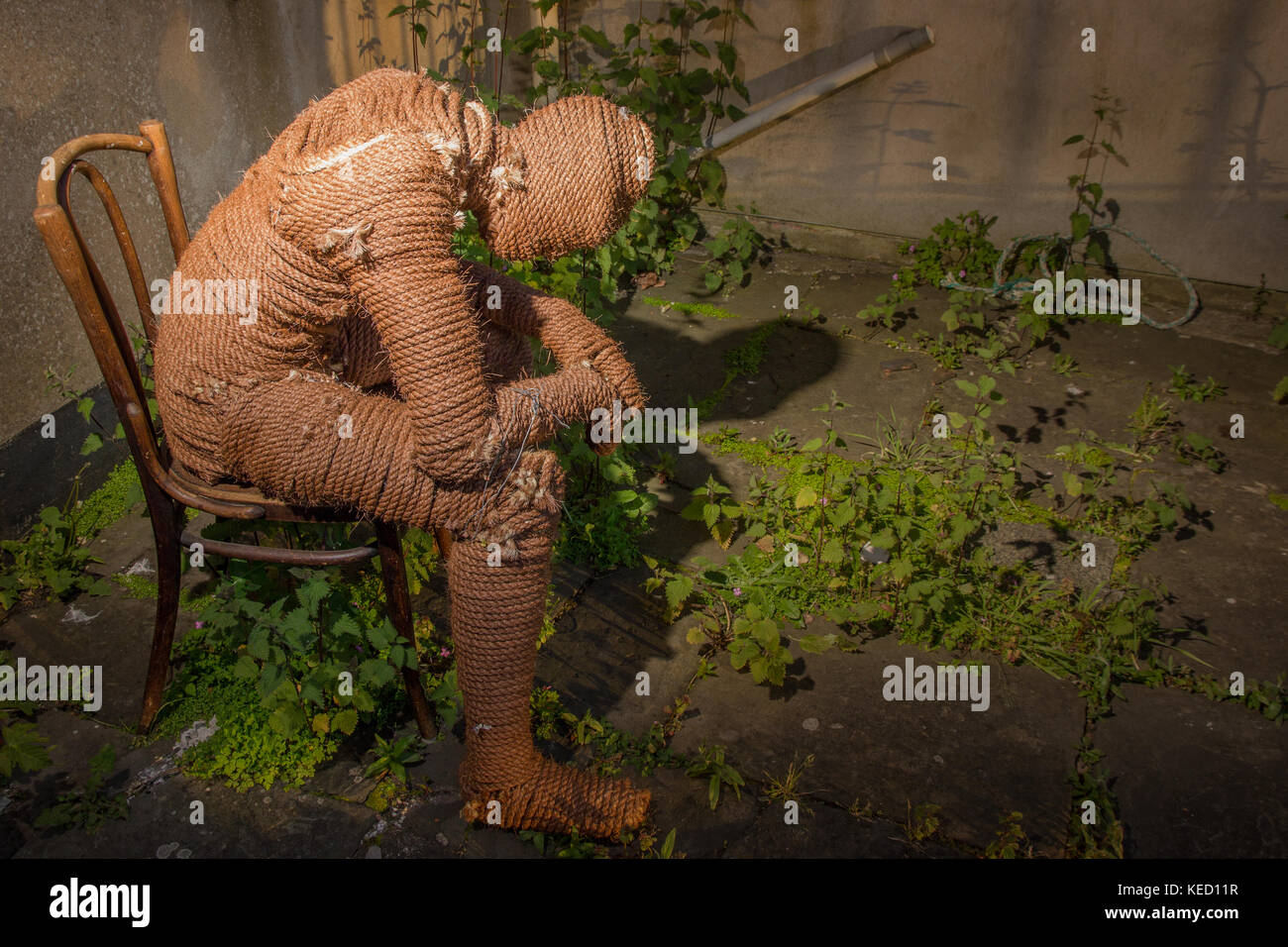 Rope chair hi-res stock photography and images - Alamy