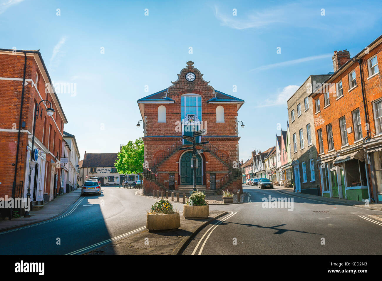Woodbridge Suffolk town, the Town Square and Council Building (centre ...