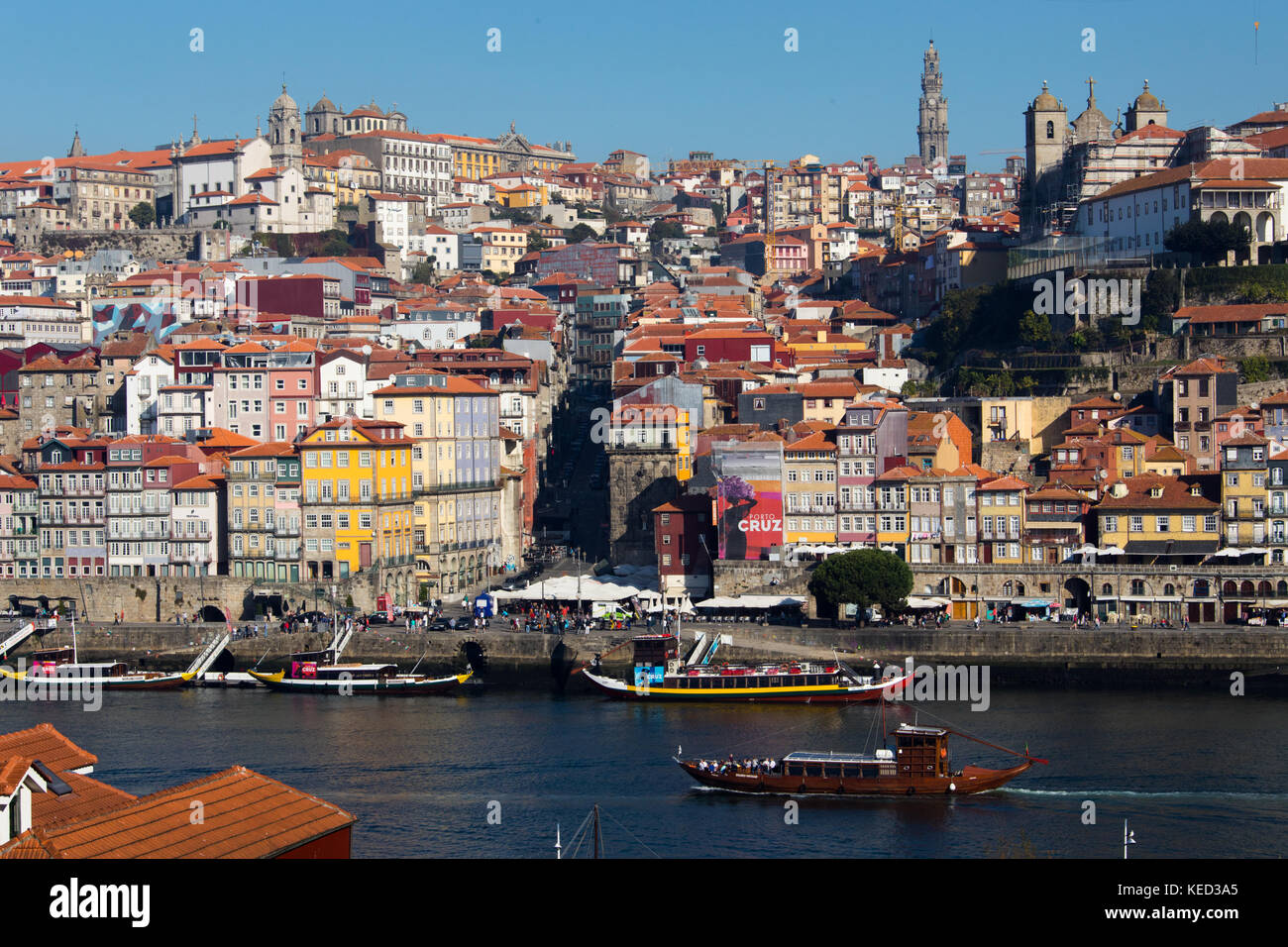Historic architecture porto hi-res stock photography and images - Alamy
