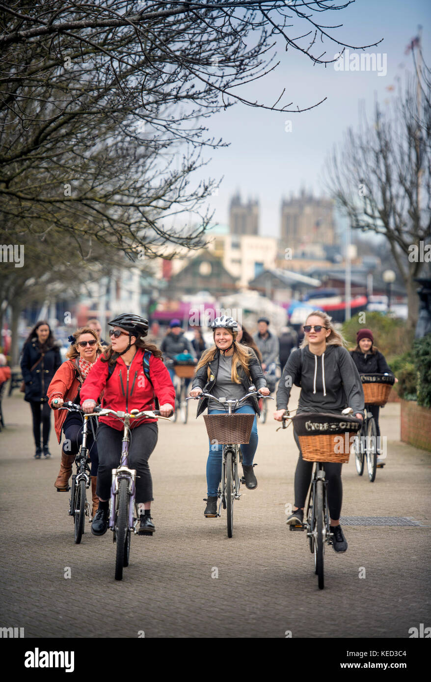 Cycle path bristol hi-res stock photography and images - Alamy