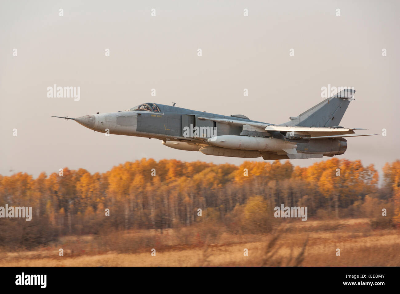 Military jet bomber Su-24 Fencer flying Stock Photo - Alamy